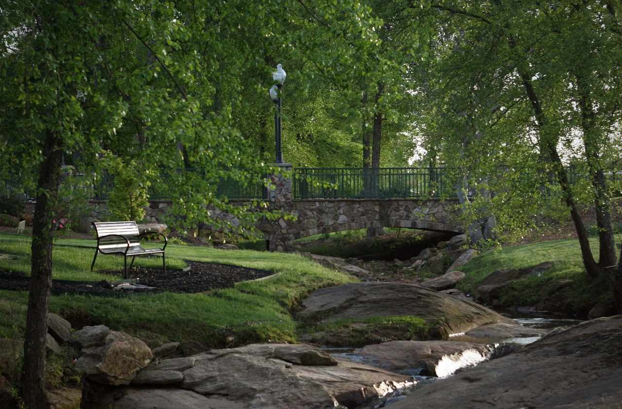 Experience University of South Carolina Upstate in Virtual Reality.