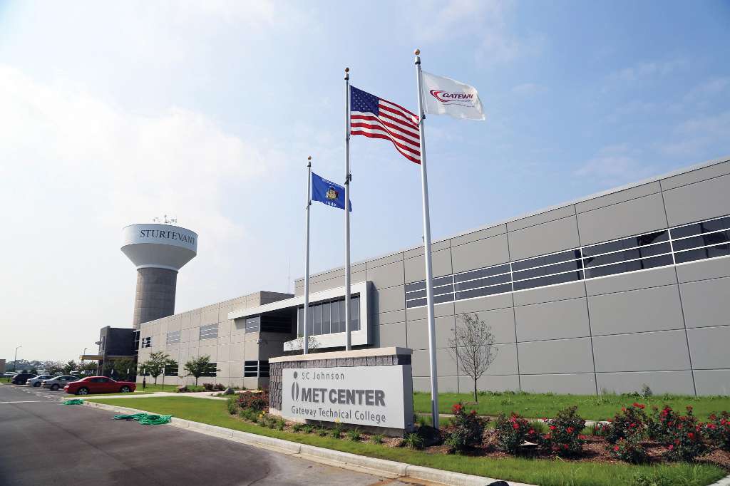 Experience Gateway Technical College in Virtual Reality